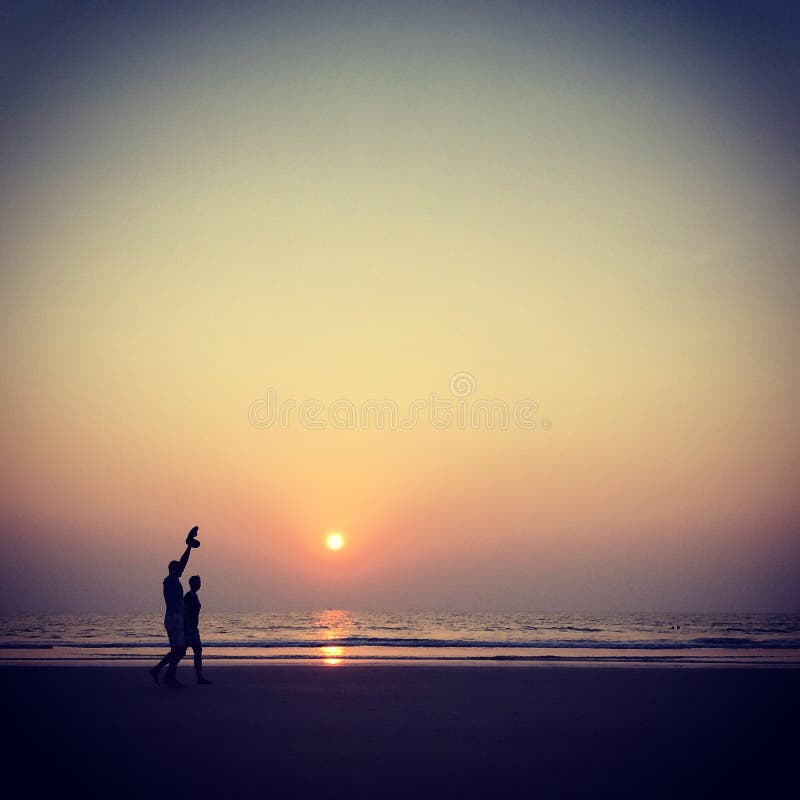 Paso Tranquilo Del Alcohol Consciente Imagen de archivo - Imagen de ...