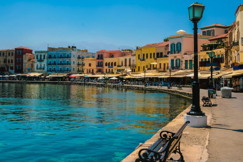 Passeggiata in Chania, Creta, Grecia Fotografia Stock - Immagine di ...