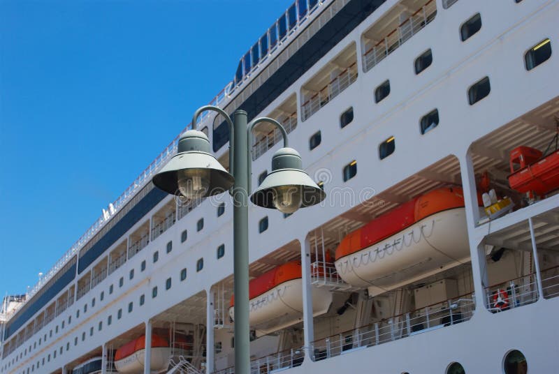 Passenger Cruise Ship Back View Stock Photo - Image of sailing, horizon ...