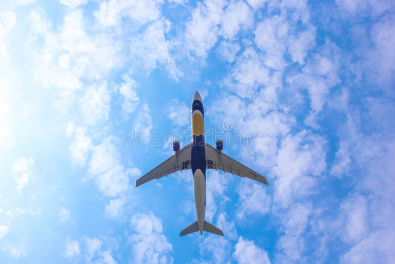 Air Plane Flight Bottom View Stock Photos - Download 591 Royalty Free ...