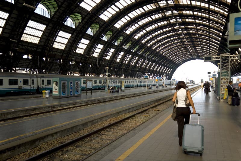 1,500+ Passenger train Free Stock Photos - StockFreeImages