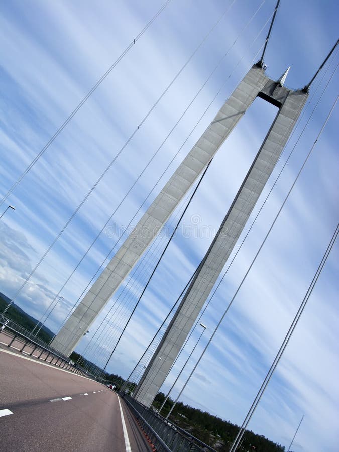 Une passerelle moderne image stock. Image du moderne, passerelle - 554727