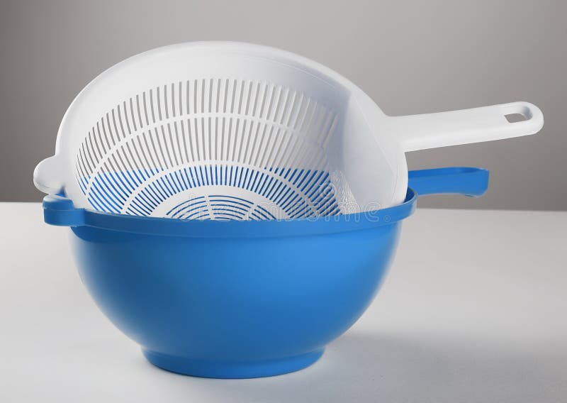 Passoire En Plastique Blanche Image stock - Image du traitement ...
