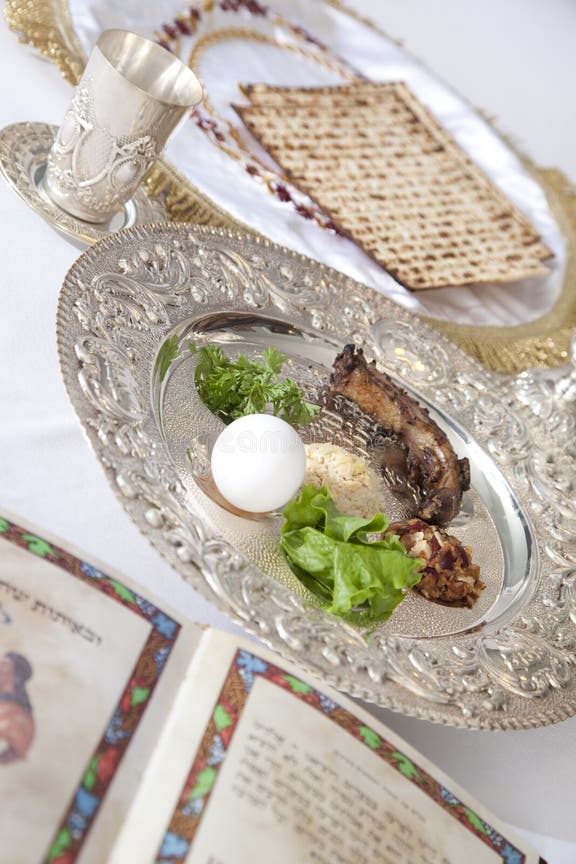 Passover Seder Plate stock image. Image of karpas, bone - 29093741