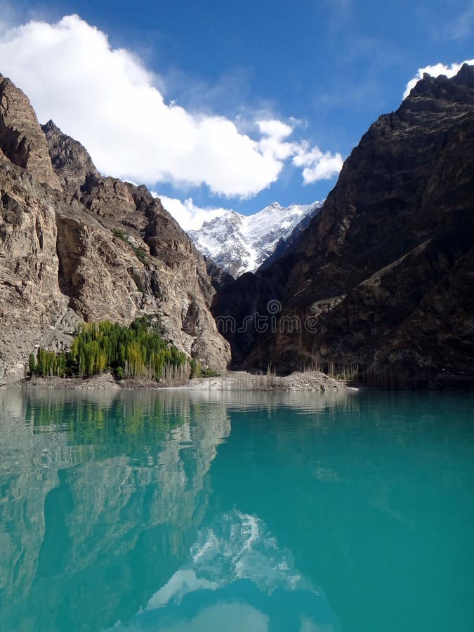 Passu Lake, Pakistan stock photo. Image of karakoram - 41170098