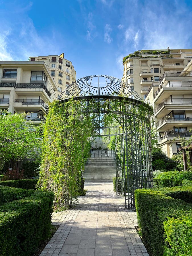 The Passy garden in Paris stock photo. Image of cityscape - 376193046