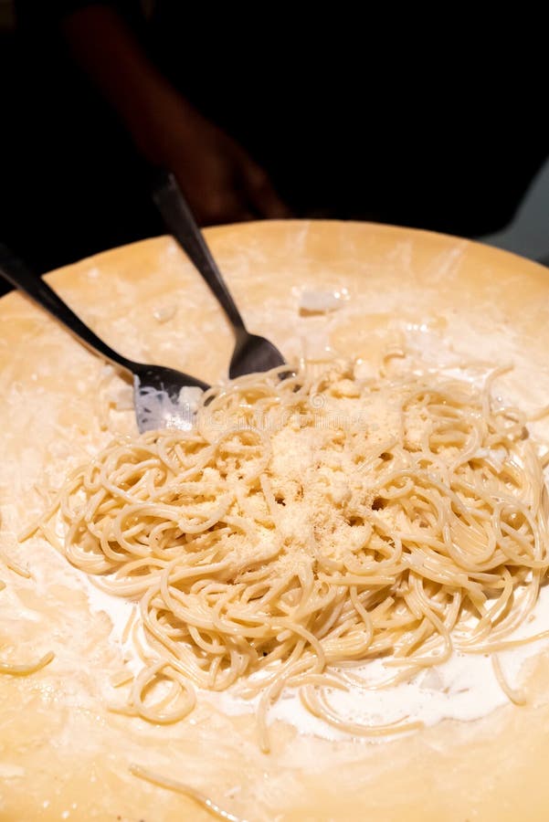 Pasta Cooking in Cheese Bowl Stock Photo - Image of bowl, meal: 150590794