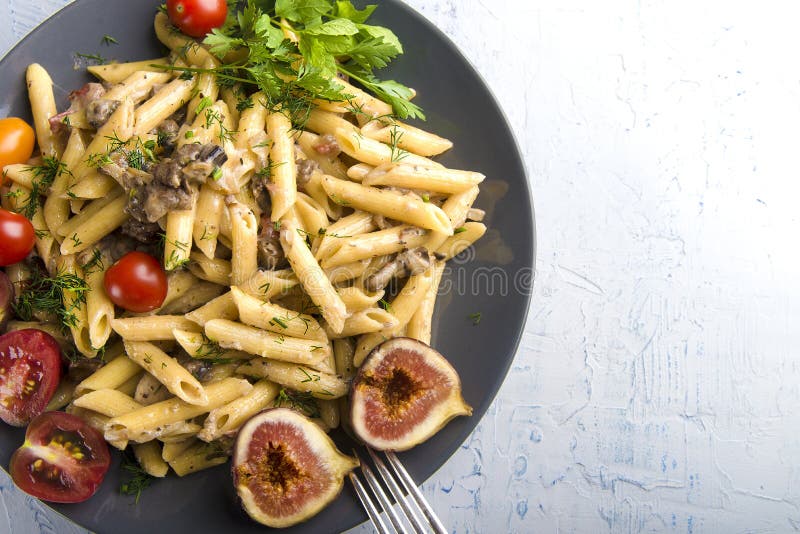 Pasta with Gravy and Vegetables Stock Image - Image of pasta, flat ...