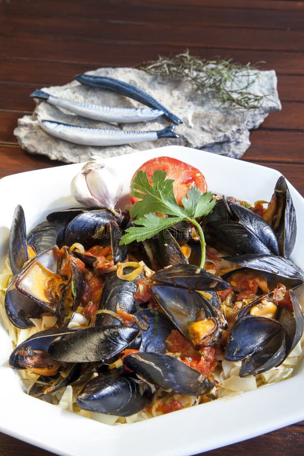 Pasta with Mediterranean Mussels Stock Image - Image of rock, garlic ...