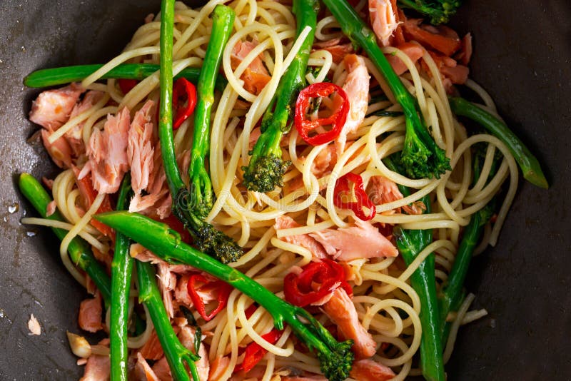 Pasta Spaghetti with Smoked Salmon, Chilli and Broccoli. in Wok Stock ...