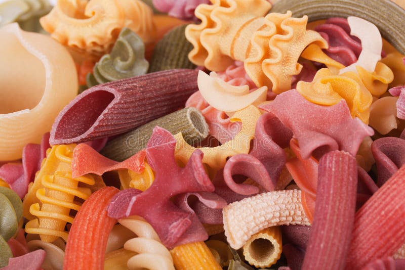 Pasta italiana de colores foto de archivo. Imagen de colores - 14412008