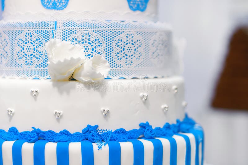 Pastel De Bodas Azul Grande Foto de archivo - Imagen de vector ...