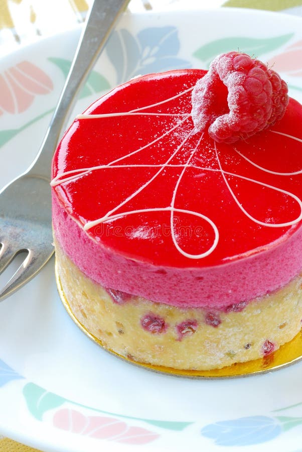 Pasteles Rojos Deliciosos De La Baya Foto de archivo - Imagen de ...