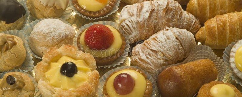 Pasticceria italiana - 1 fotografia stock. Immagine di alimento - 367784