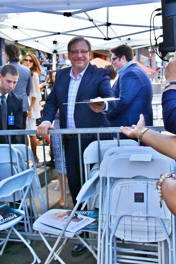 Pastor Rick Warren editorial image. Image of driven, life - 75694610