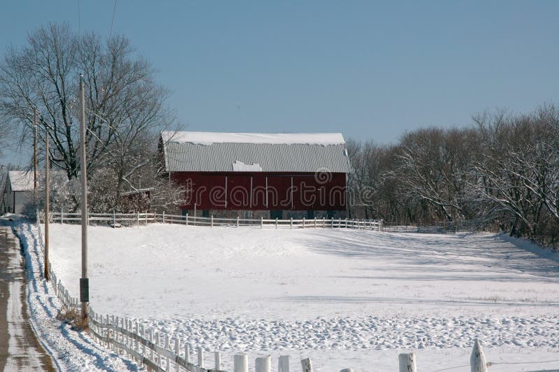 Pasture Barn Scene Picture. Image: 3446049