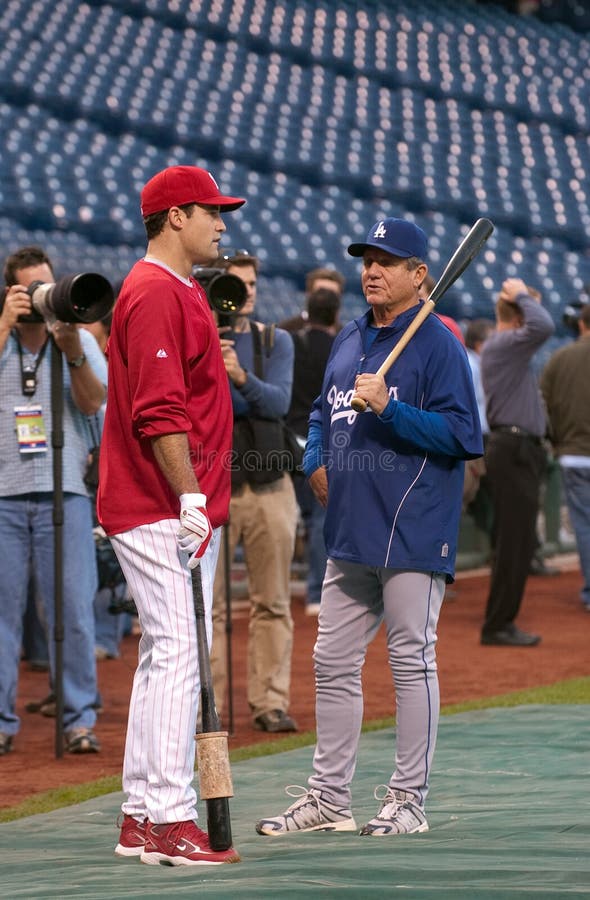 Pat Burrell and Larry Bowa editorial image. Image of dodgers - 20952555