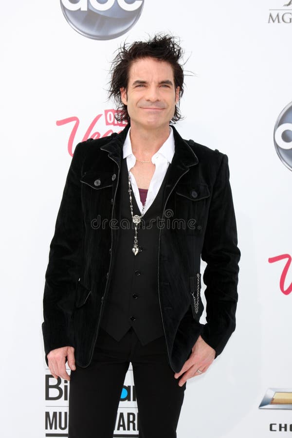 Pat Monahan editorial stock photo. Image of monahan, music - 24305943