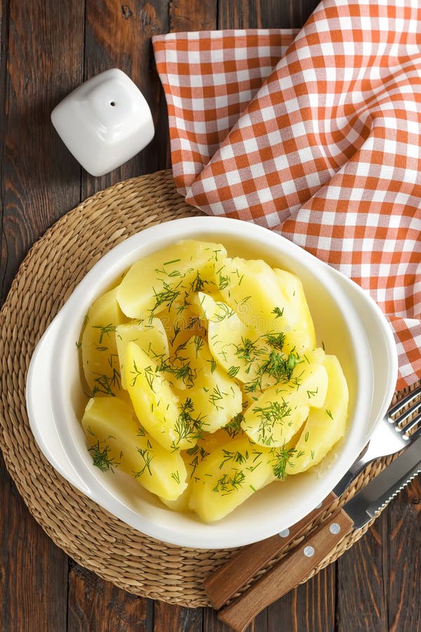 Patatas hervidas imagen de archivo. Imagen de nadie, placa - 29275461