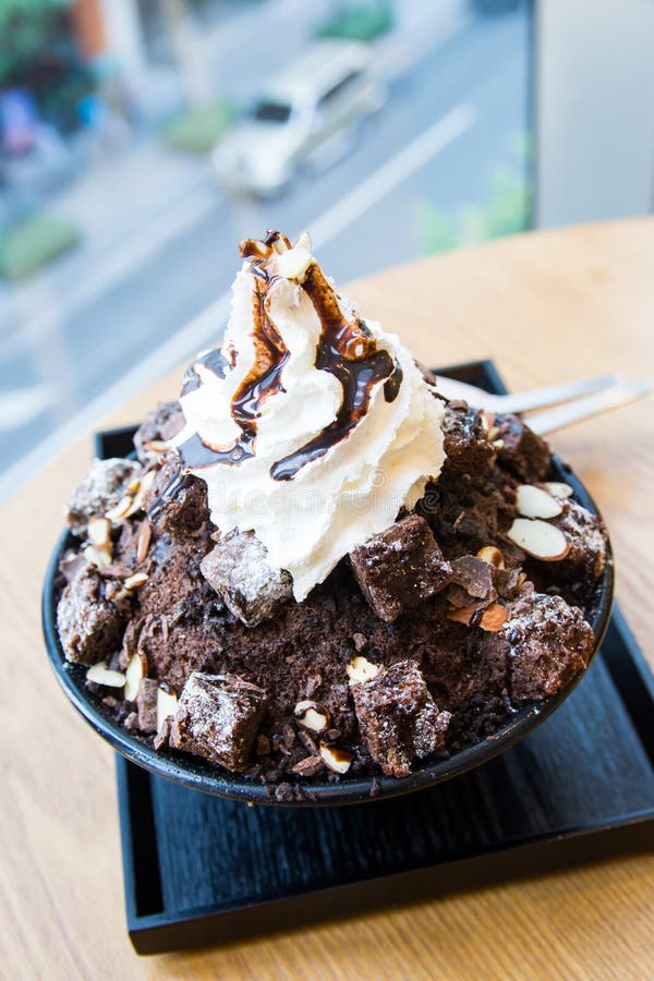 Patbingsu stock afbeelding. Image of rijst, restaurant - 69975697