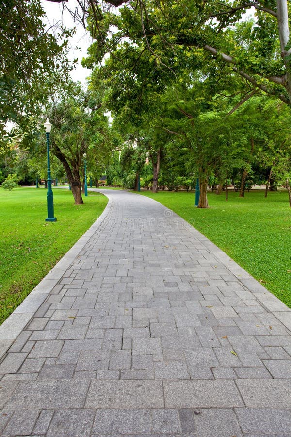 Garden Infinity Walkway Path Stock Image - Image of ground, footpath ...