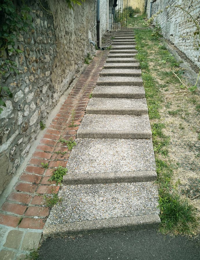 Path in Garden in Front of Park Entrance between the Stone Walls Stock ...