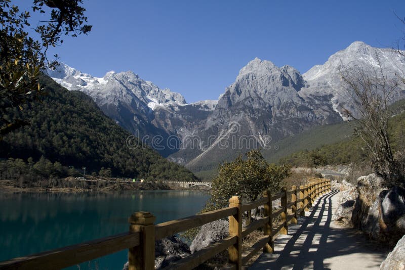 Path by Lake at Jade Dragon Snow Mountain Stock Photo - Image of ...