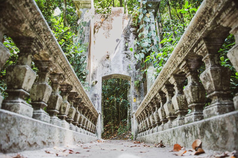 Path To Jungle Stone Portal Stock Photo - Image of castle, monument ...