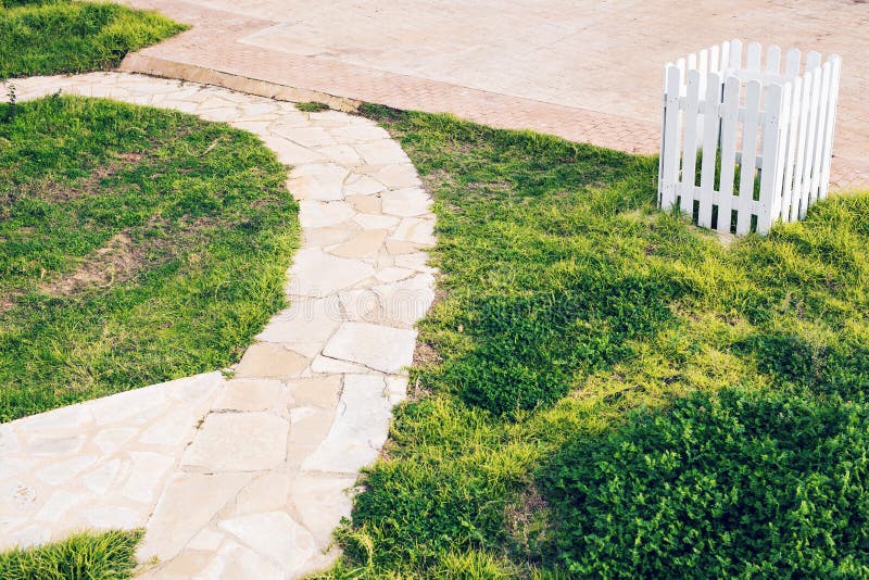 Pathway in Garden,green Lawns with Bricks Pathways,garden Landscape ...