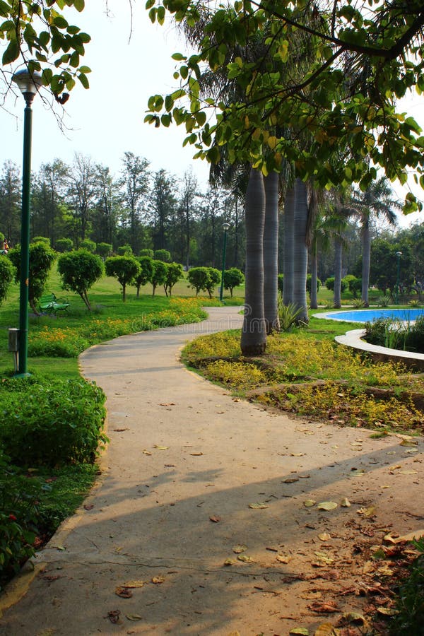 Pathway in Nehru Park, Delhi, India Stock Photo - Image of walkway ...