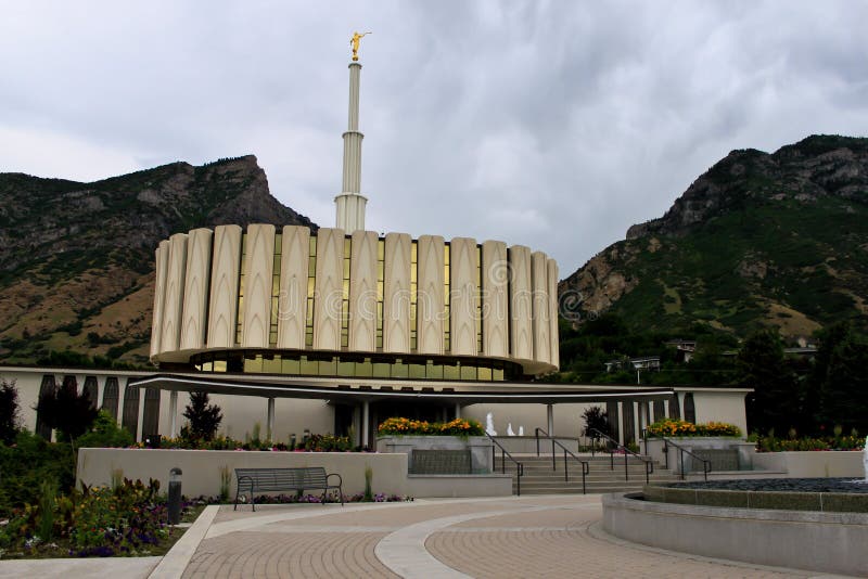 Pathway to Provo Temple stock photo. Image of mormon - 21276518