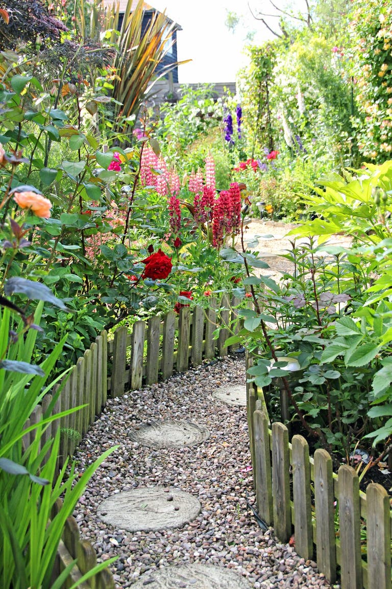149 Zen Stepping Stone Pathway Stock Photos - Free & Royalty-Free Stock Photos from Dreamstime