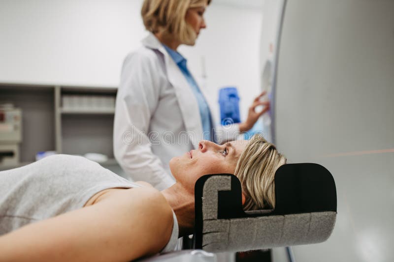 Patient Positioned Head Scan Laser Alignment Ct Scanner Stock Photos ...