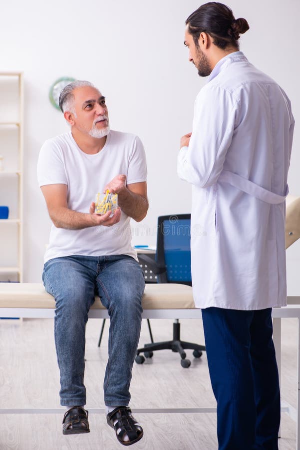 Patient Suffering from Diabetes Visiting Doctor Stock Photo - Image of ...