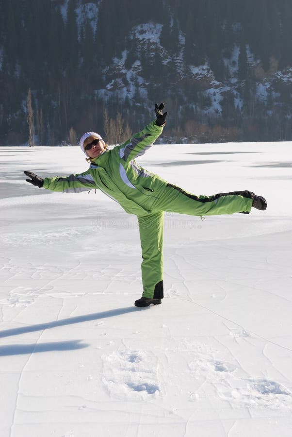 Patinaje de hielo loco imagen de archivo. Imagen de ocio - 7480461
