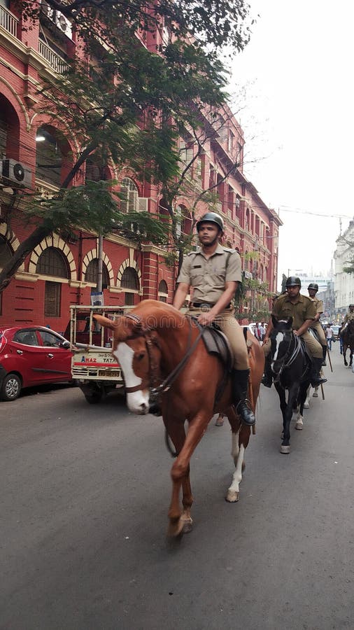 Kolkata police editorial stock image. Image of patroling - 138165724