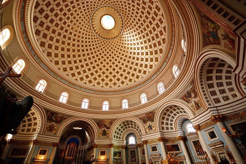 Inside the Rotunda in the Idaho State Capitol Stock Photo - Image of ...