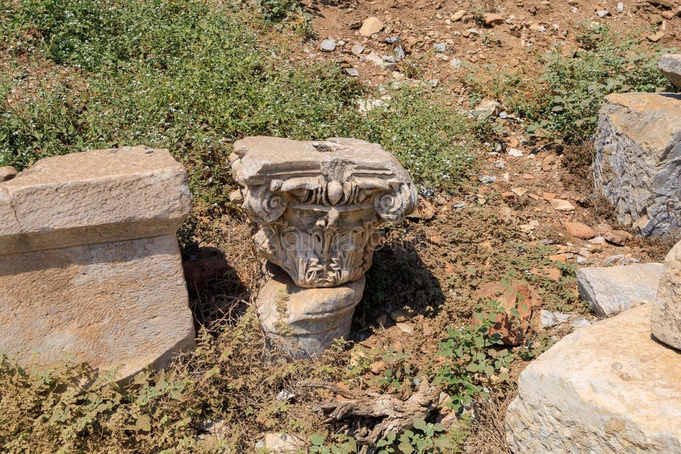 Patterns of Ancient Architecture. the Cultural Heritage of Humanity ...