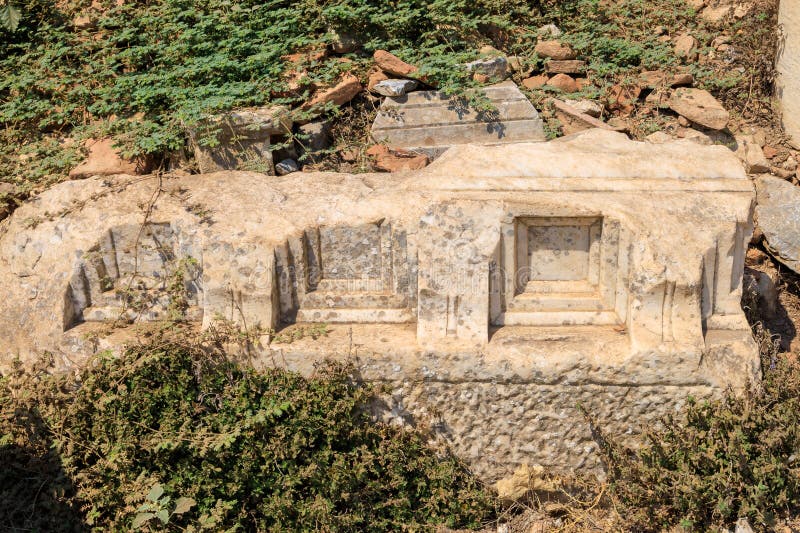 Patterns of Ancient Architecture. the Cultural Heritage of Humanity ...