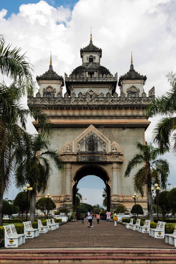 Patuxai stock foto. Image of plaats, geschiedenis, kapitaal - 68466450