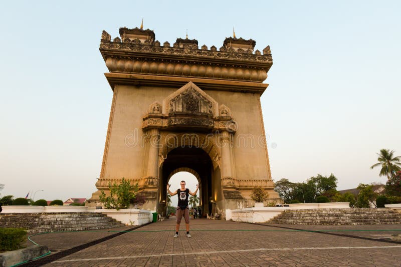 Patuxai Victory Monument in Vientiane Stock Foto - Image of knap ...