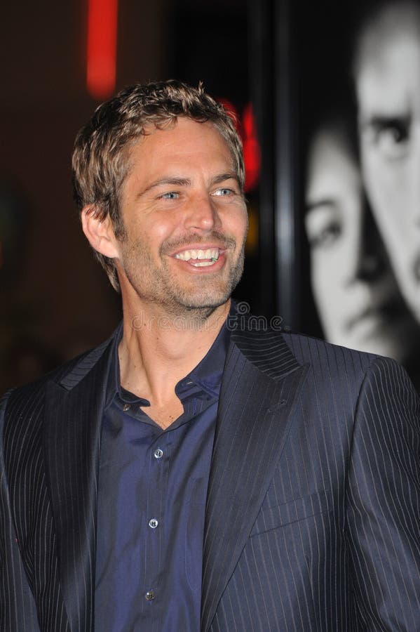 Paul-Wanderer redaktionelles stockbild. Bild von amphitheater - 23085529