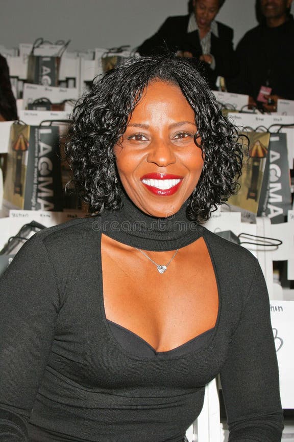 Pauletta Washington editorial photography. Image of pauletta - 37346432