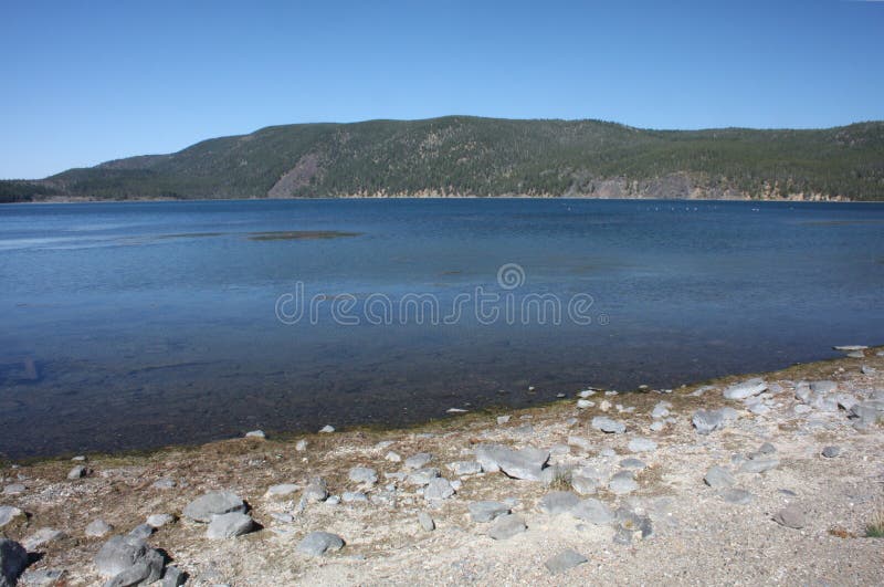 Paulina Lake foto de archivo. Imagen de recorrido, yermo - 33588228