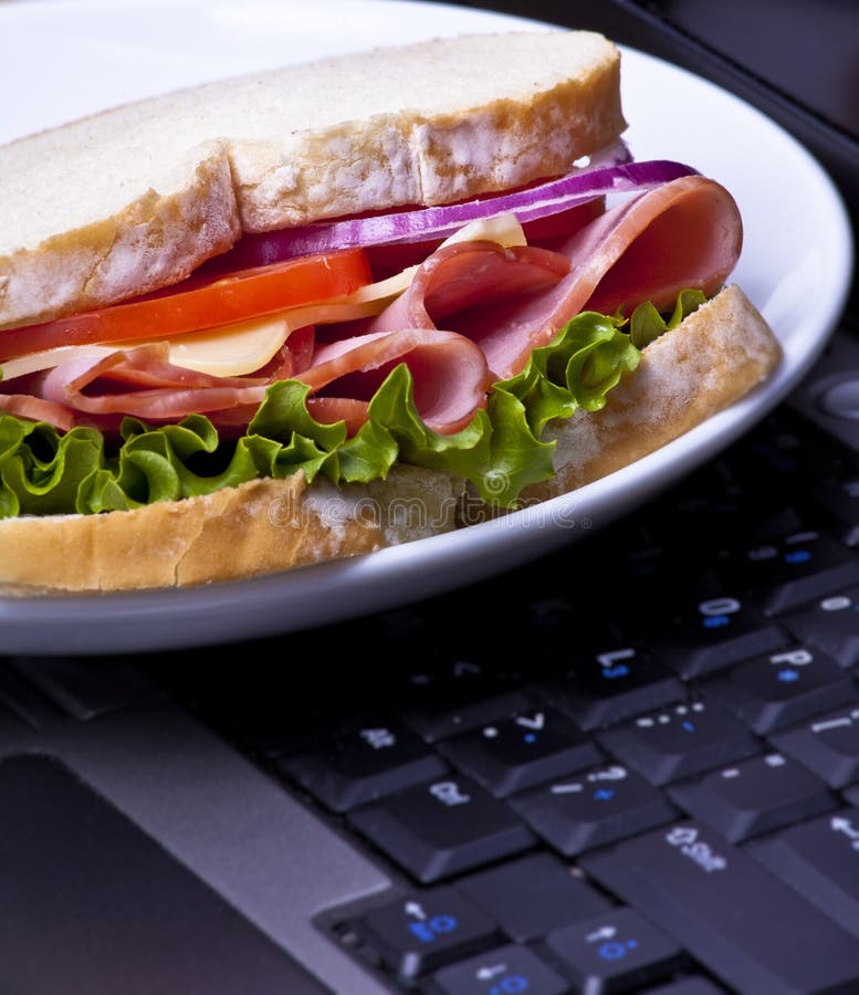 Pause De Midi Pour Le Dessert Photo stock - Image du rupture, simple ...