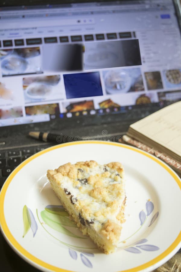 Pause of work in office stock image. Image of fountain - 111875399