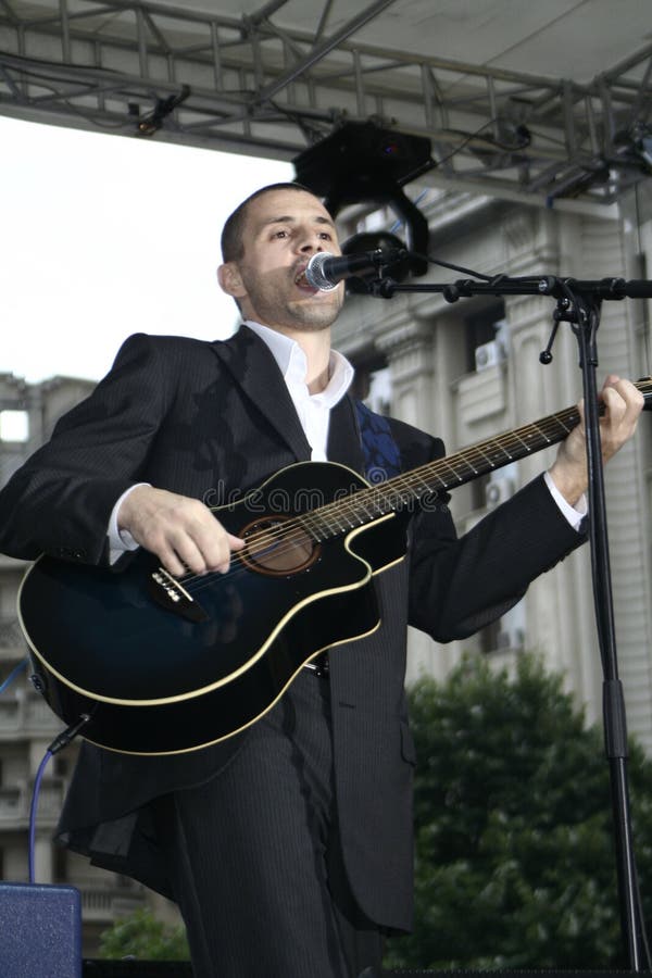 Pavel Stratan editorial image. Image of singer, romanian - 28631855