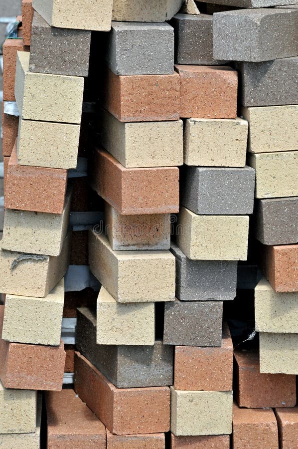 Pavers Coloridos Verticalmente Empilhados Imagem de Stock - Imagem de ...