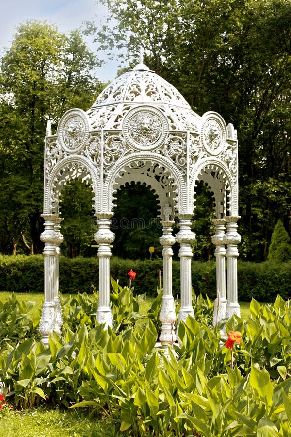 Pavilion in park stock photo. Image of blossom, landscape - 15538974