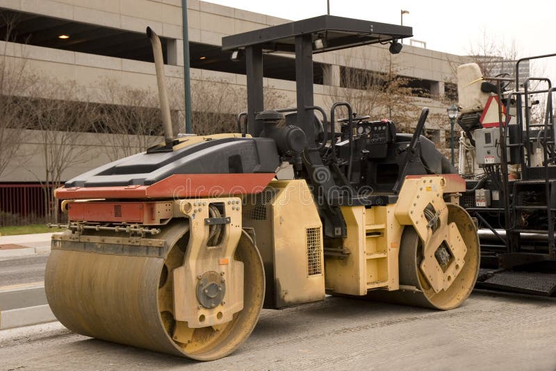 Paving Roller on New Street Stock Image - Image of paving, grading: 4969719